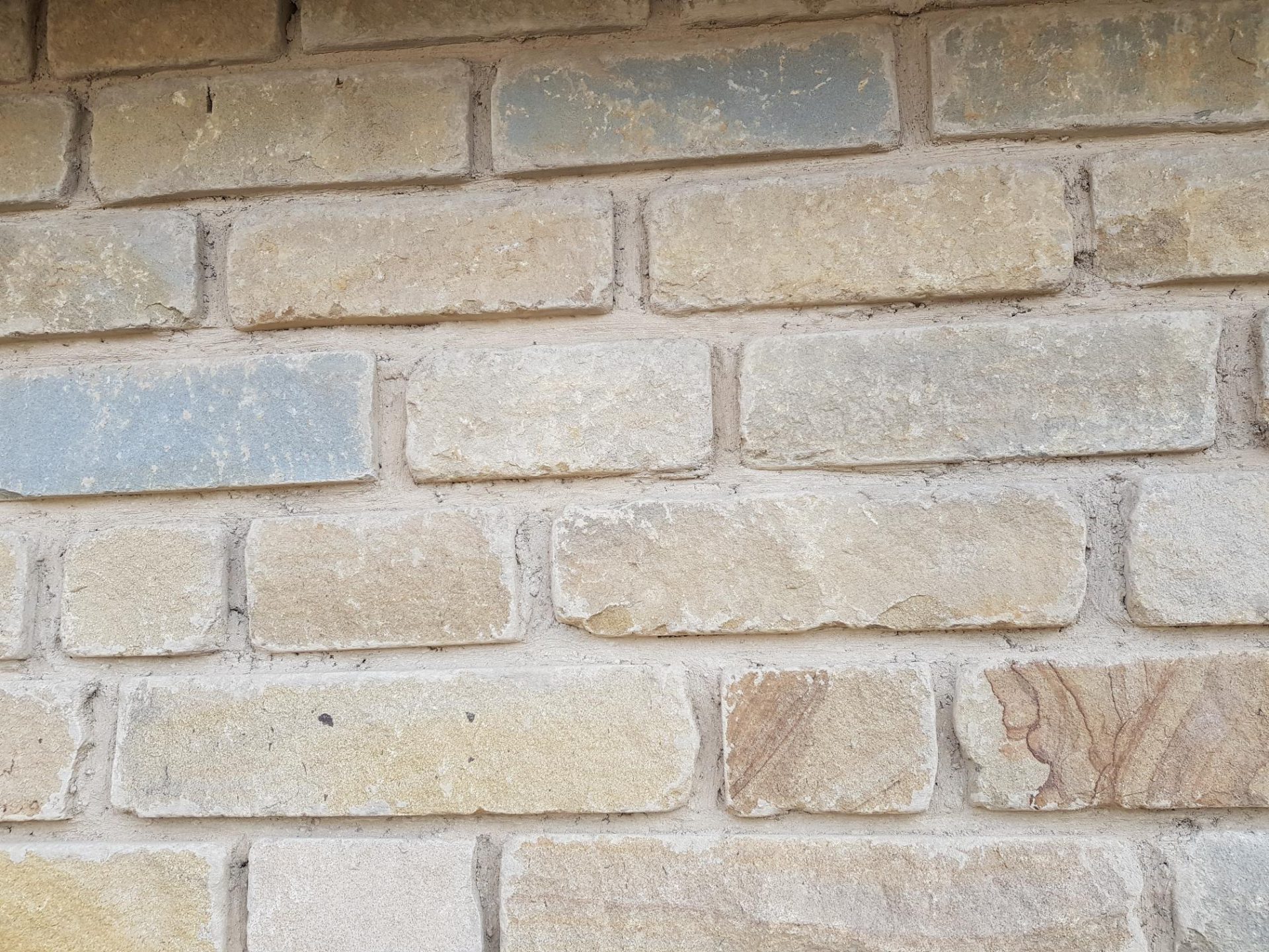 Cumbrian Red Sandstone Walling - Aztec Stone