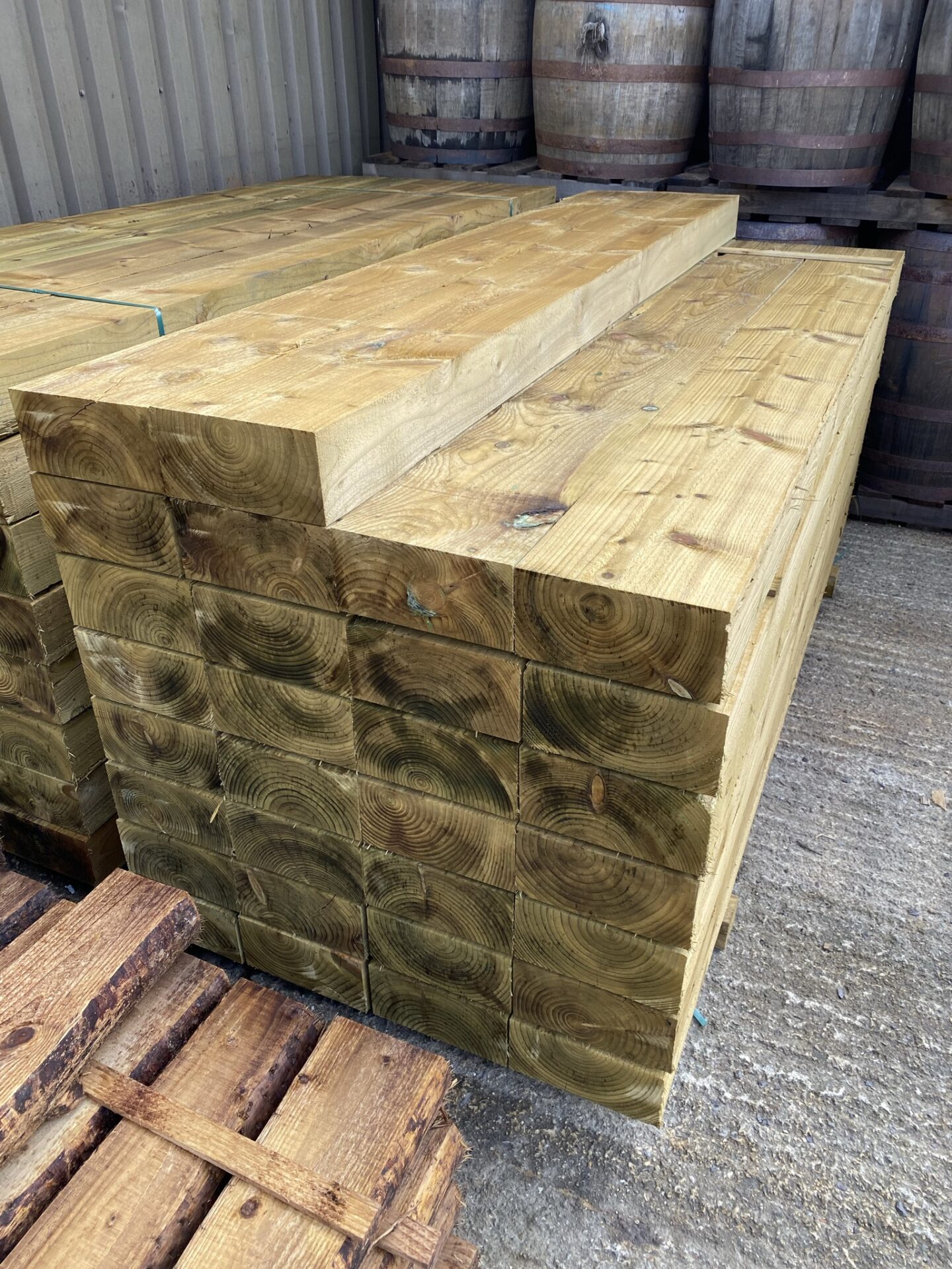 2.4m Rustic Sleepers - Aztec Stone